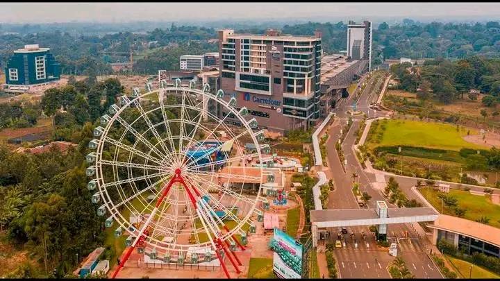 Photos and Images of Two Rivers Mall – Mhariri
